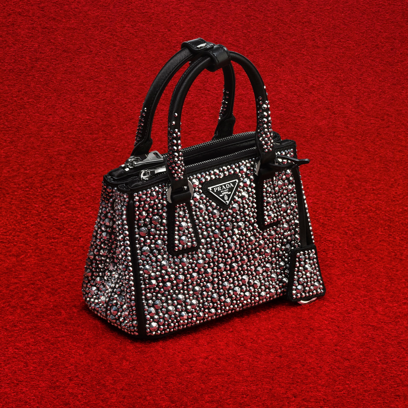 FW 2022 Woman | PRADA